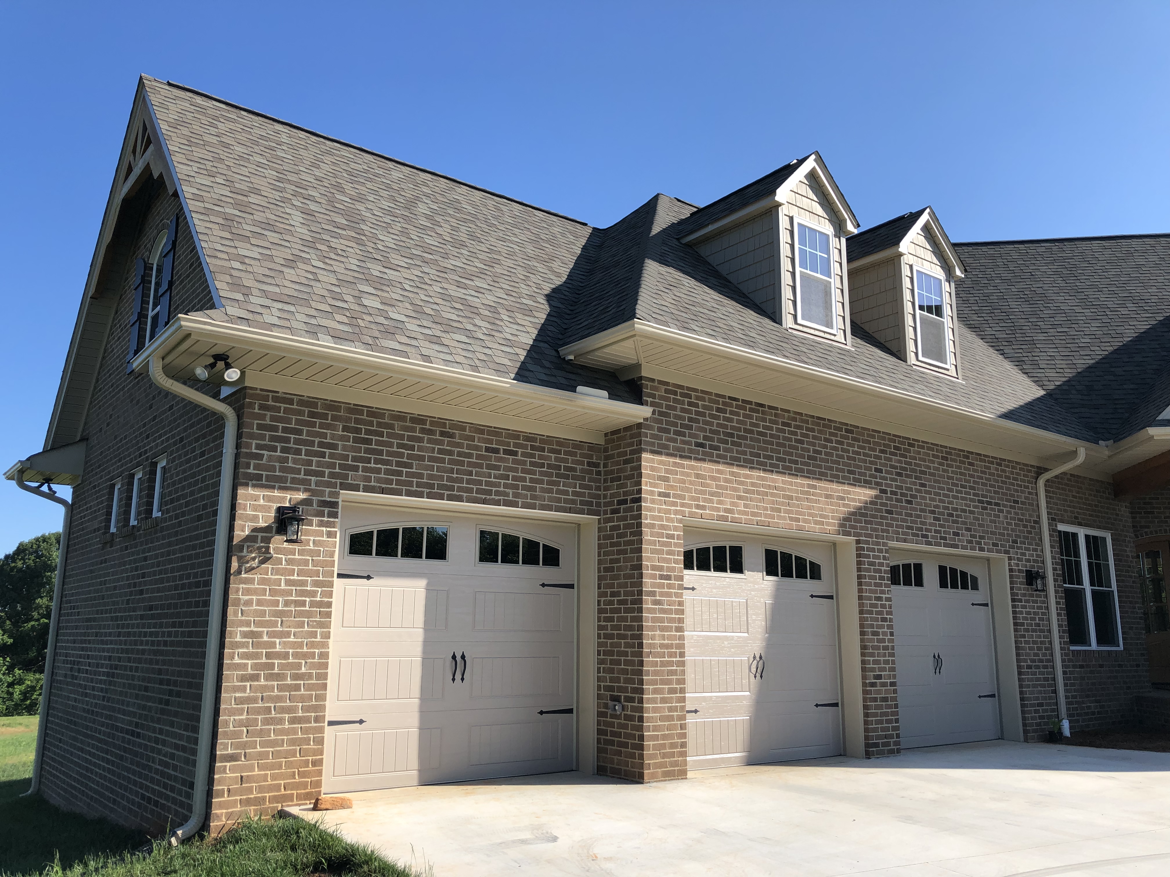 Custom Home - Wall - Hedrick Creative Building