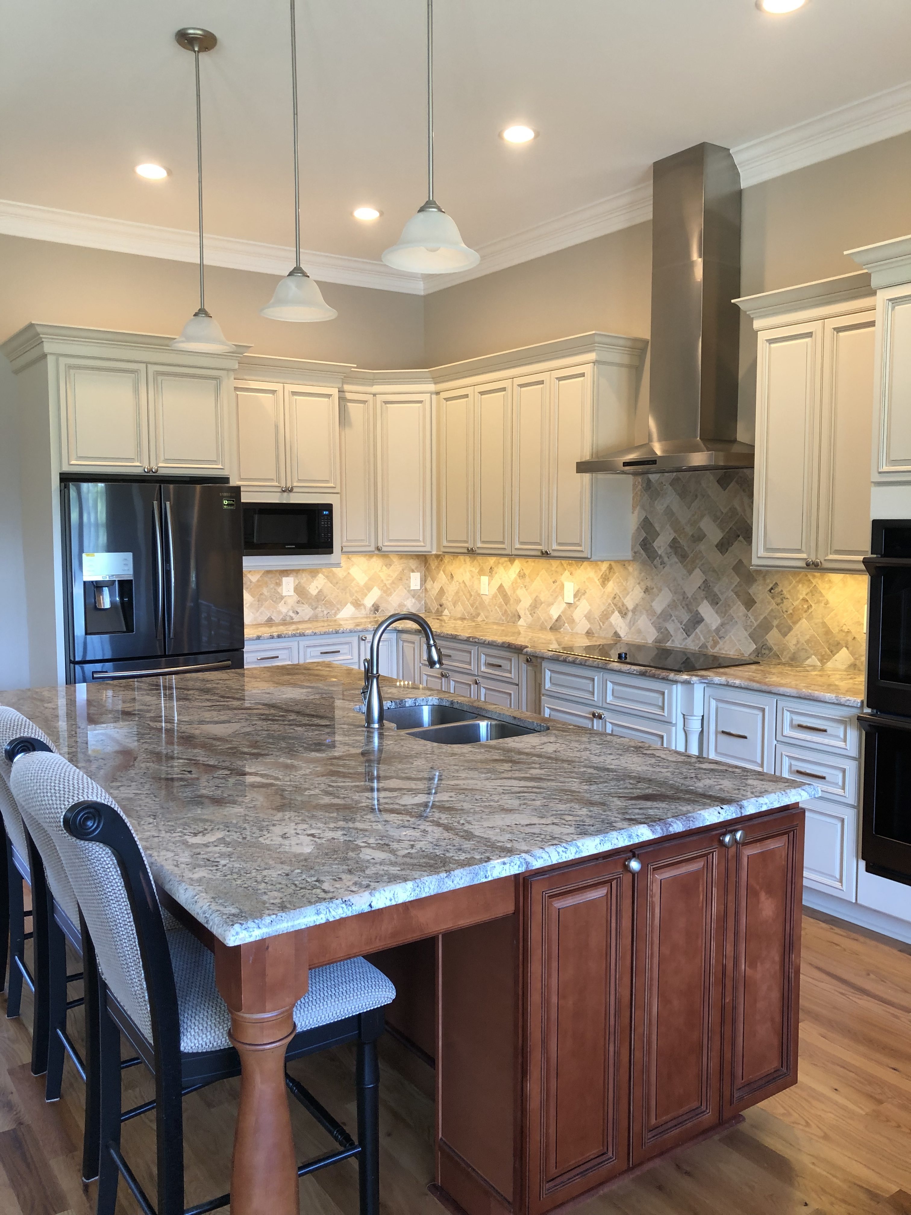 Custom Home - Wall - Hedrick Creative Building