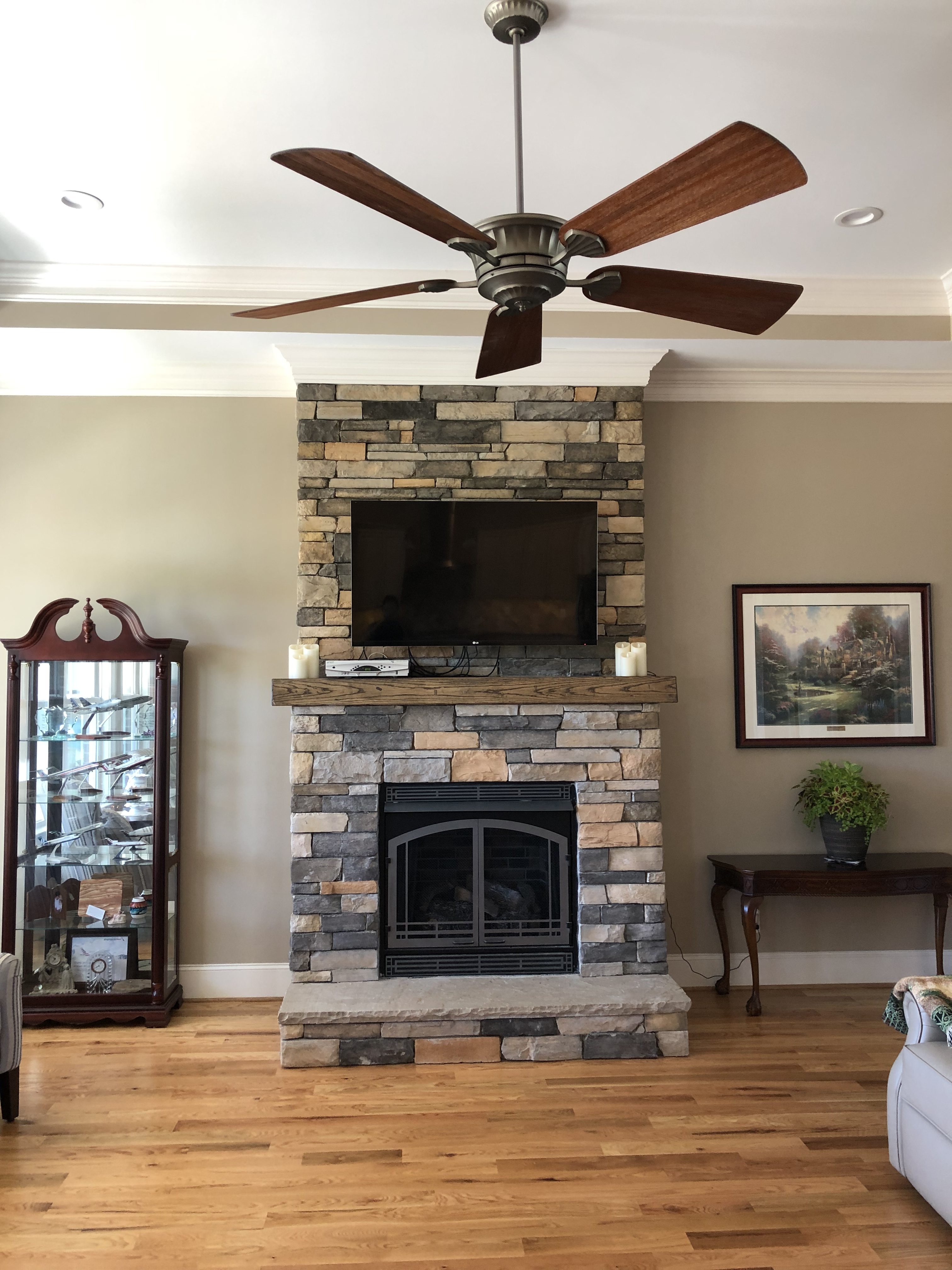 Custom Home - Wall - Hedrick Creative Building